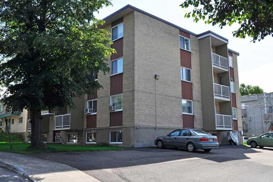 Immeuble - place-cadillac - Place Cadillac